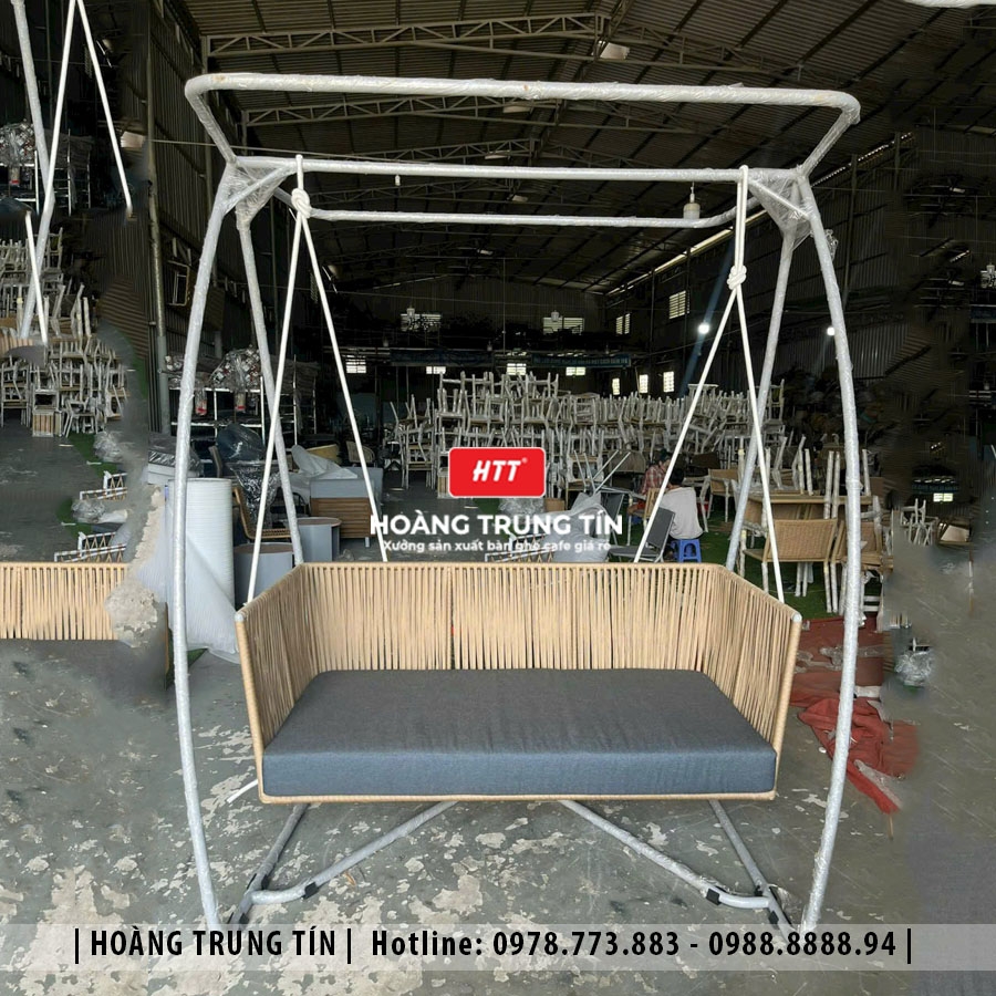 Xích đu đan nhựa giả mây HTT22